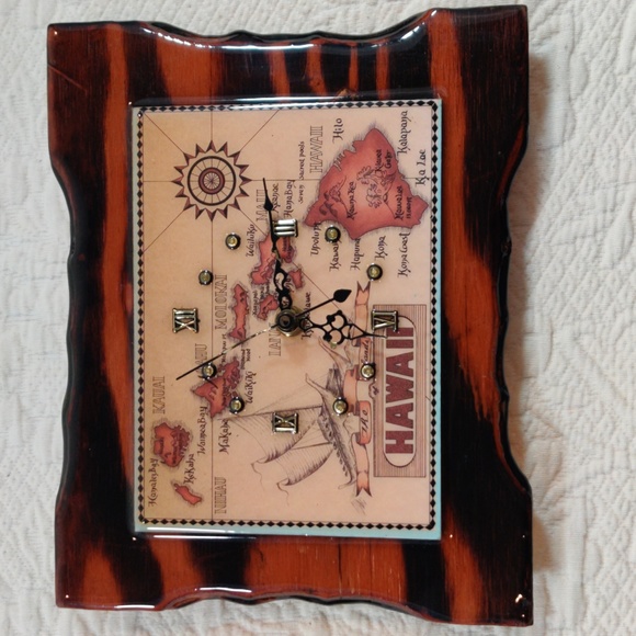 Wall Decor | Vintage Hawaiian Islands Wood Souvenir Clock | Poshmark
